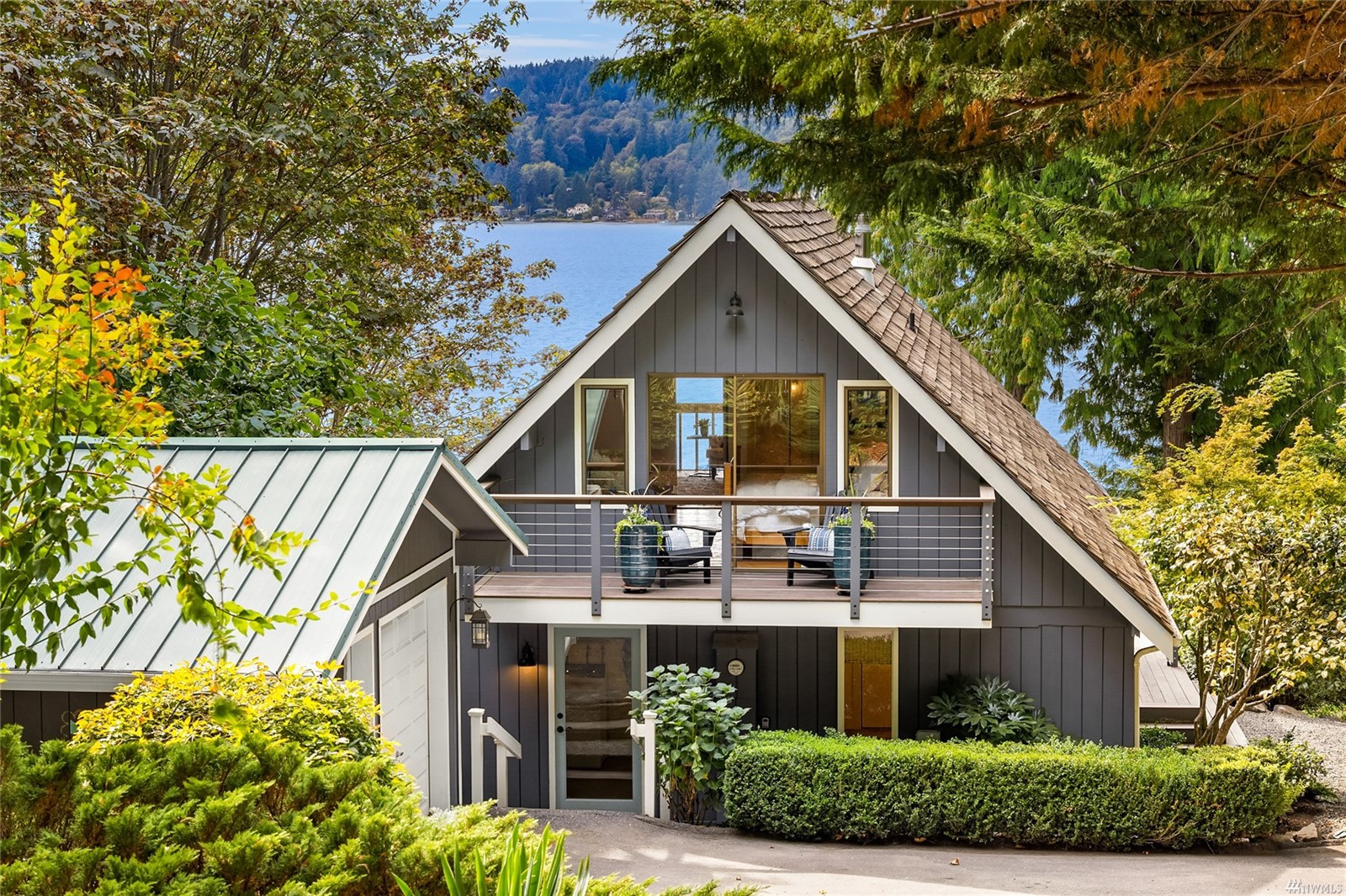 My Top 10 Homes on Bainbridge Island | 2022 – Jen Pells